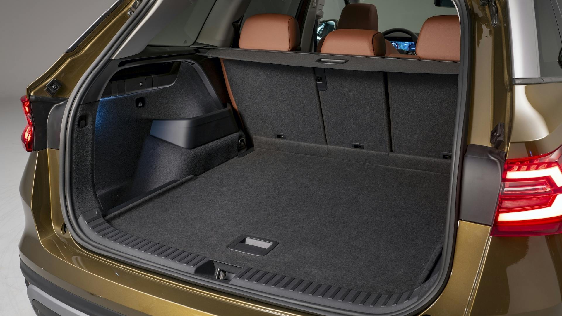 10 Best Family Cars With a Big Boot 2025 - Ranked | Carwow