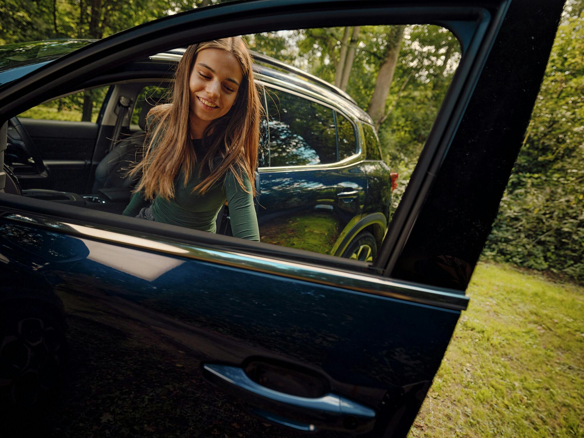 Leasey | Lease Directly with Carwow | Carwow